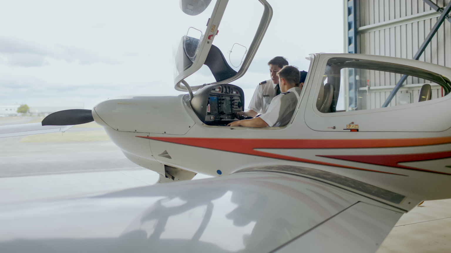 Become A Pilot | Flight School | Flylink Aviation College